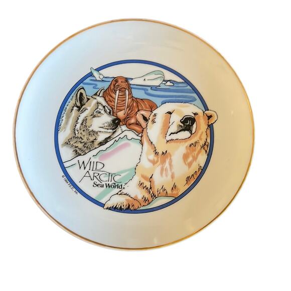 Seaworld | Wall Decor | Seaworld Vintage 9s Wild Arctic Collector Plate ...